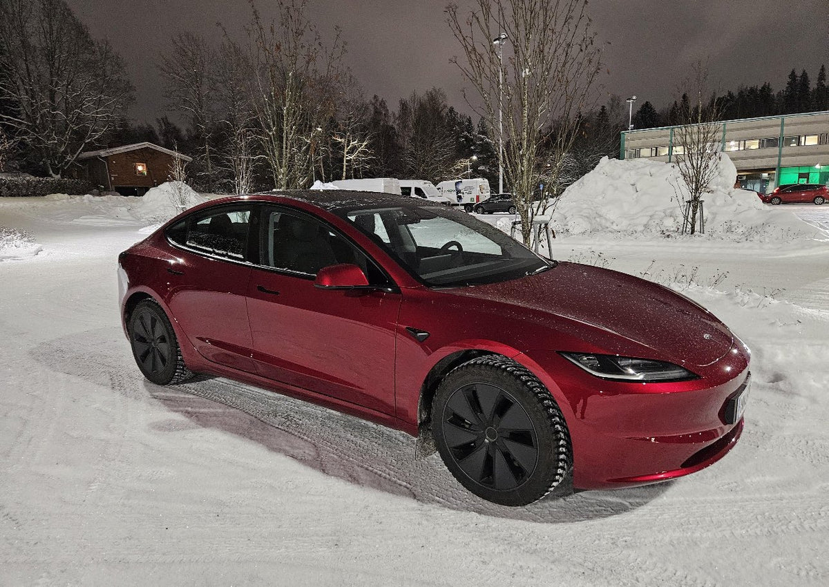 Winter Driving with Tesla: Key Tips and Tricks for Optimal Performance ...