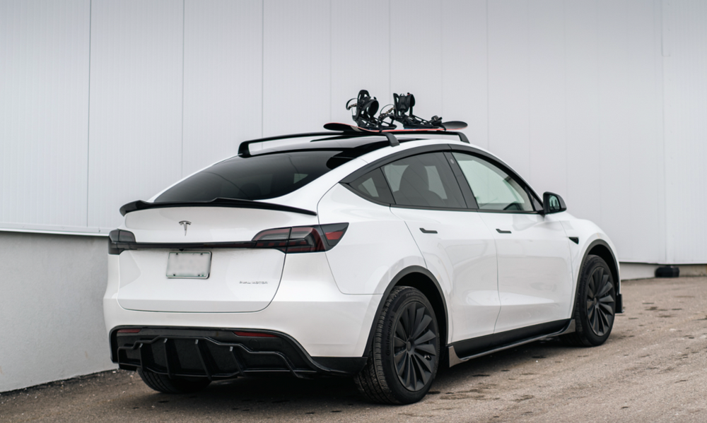 Top Roof Racks for Tesla Model Y: What to Choose – Hub
