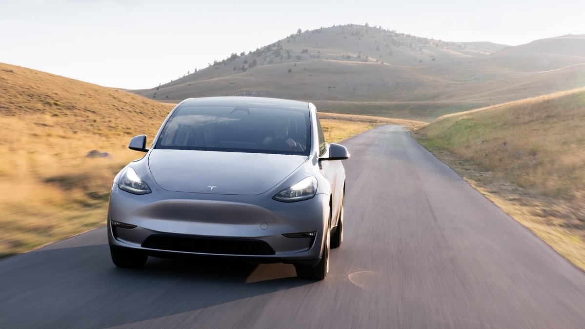 Tesla Provides Update on FSD v14 Lite for HW3: Included Features and R ...