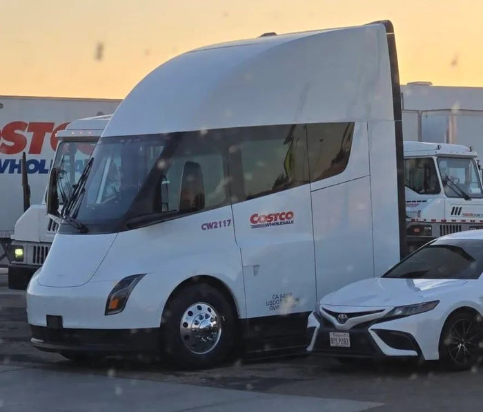 Costco-Branded Tesla Semis Spotted in Arizona – Hub