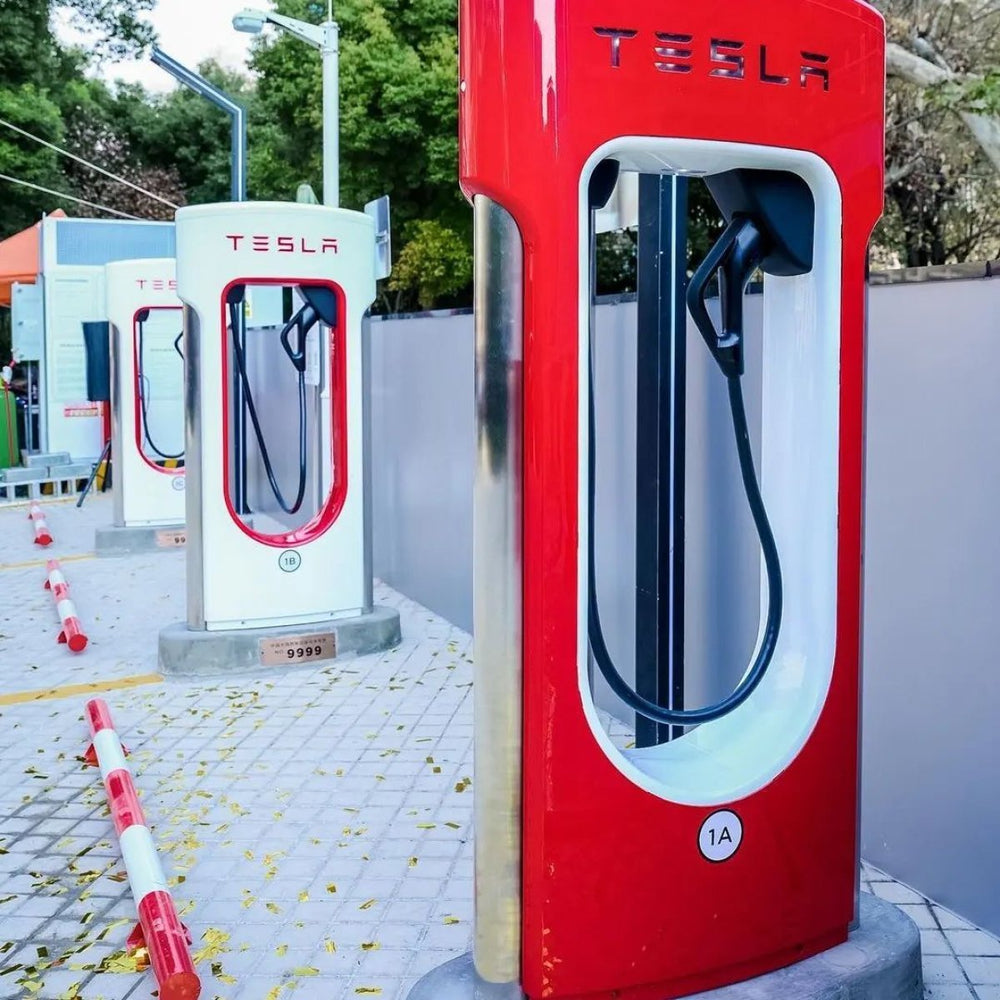 Tesla Supercharger Milestones — A Look at Tesla's Uniquely Designed Su ...